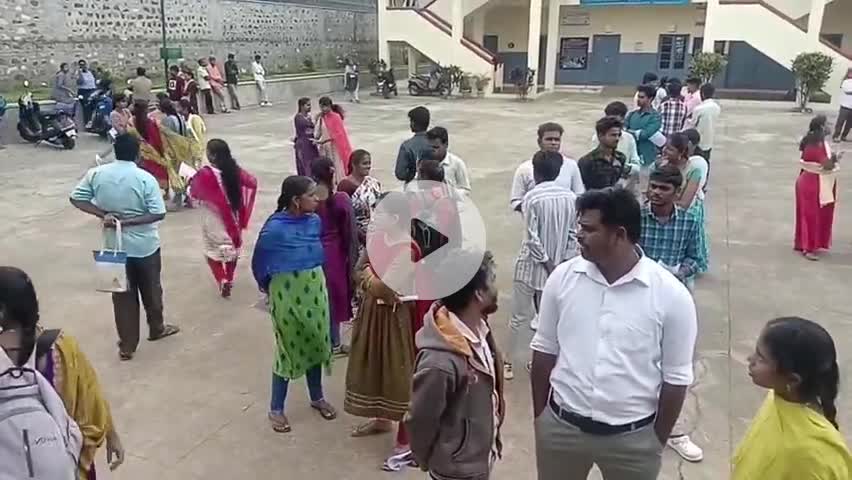 ஏற்காடு: குரூப் 4 தேர்வு எழுத ஆர்வம் காட்டிய மலை கிராம இளைஞர்கள் - 559 ...