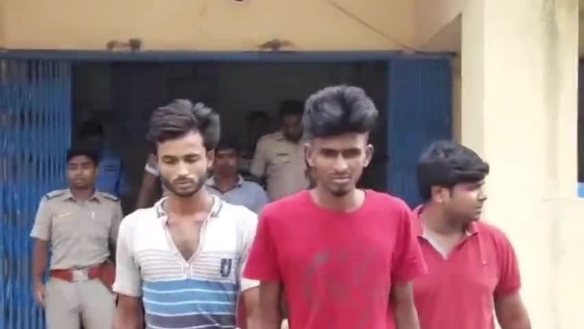 Gaighata, North Twenty Four Parganas : গাইঘাটা: দুই বাংলাদেশিকে ...