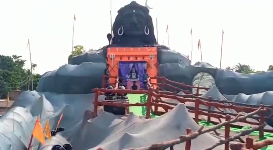 Tehatta 1, Nadia : তেহট্ট ১: তেহট্ট মণ্ডলপাড়ার জগদ্ধাত্রী পুজোর থিম ...