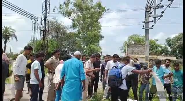 Laksar, Haridwar : लक्सर: लक्सर में जन शताब्दी एक्सप्रेस से रेलयात्री ...