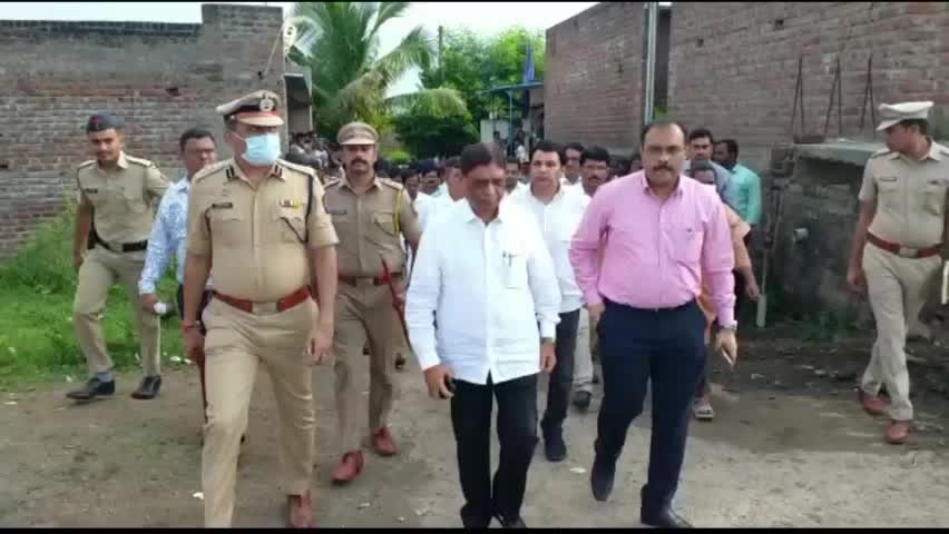 Dhule, Dhule : धुळे: मेहेरगाव सामाजिक बहिष्कार घटनेची अनुसूचित जाती ...