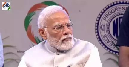 Delhi, India : PM @narendramodi launch NCUI Haat and LMS Portal and ...