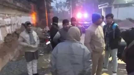 Tirwa, Kannauj : तिर्वा: दौलेश्वर मंदिर के निकट घायल अवस्था में मिले ...